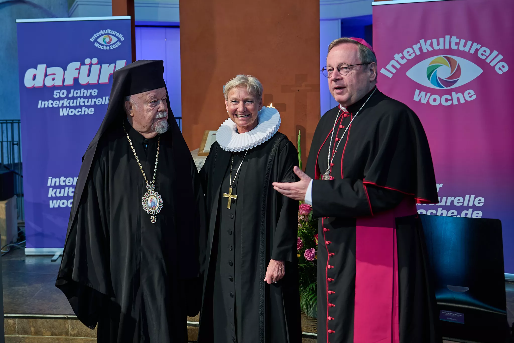 50 Jahre Interkulturelle Woche: Steinmeier: Kirchen zeigen „Realismus ...
